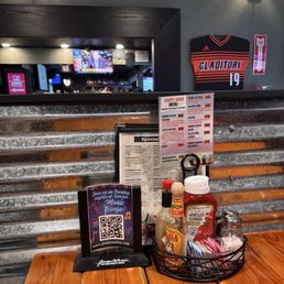 GLADSTONES - Updated July 2025 - 64 Photos & 56 Reviews - 270 Portland Ave, Gladstone, Oregon ...