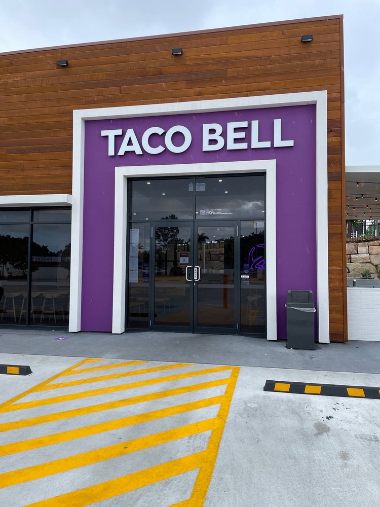 TACO BELL - 640 S Pine Rd, Brendale Queensland, Australia - Mexican ...