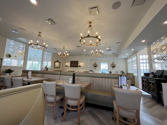 THAI DIVINE - Updated July 2024 - 36 Photos & 28 Reviews - 4304 S ...