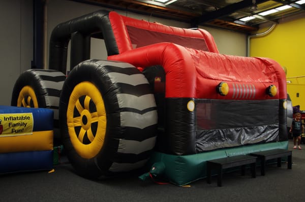 BOUNCE AND BEYOND - Updated December 2025 - 14 Photos - 10a Kerwyn Ave ...