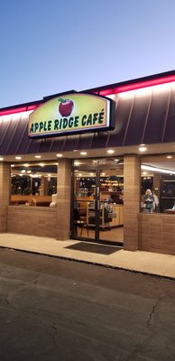 APPLE RIDGE CAFE - Updated October 2025 - 110 Photos & 210 Reviews ...