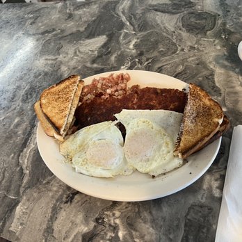 ROSIE’S TRACKSIDE DINER - Updated November 2024 - 26 Photos & 42 ...