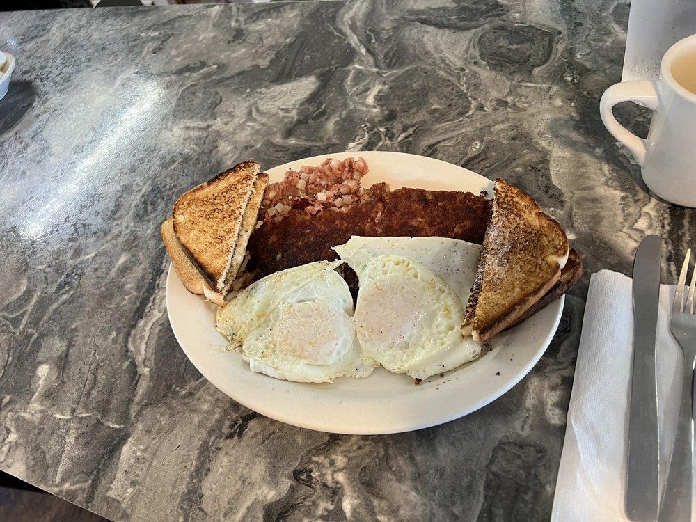 ROSIE’S TRACKSIDE DINER - Updated June 2025 - 40 Photos & 50 Reviews ...