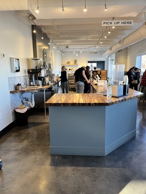 DISTRICT COFFEE - Updated October 2025 - 120 Photos & 98 Reviews - 2927 ...