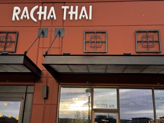 RACHA NOODLE & THAI - Updated December 2025 - 191 Photos & 188 Reviews ...