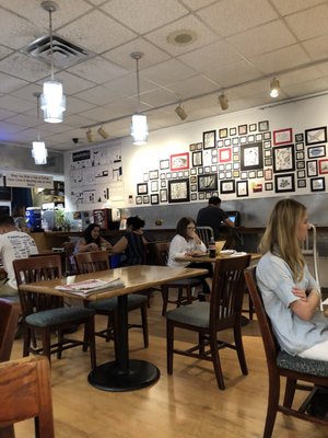 BOOKPEOPLE - 213 Photos & 483 Reviews - Bookstores - 603 N Lamar Blvd ...