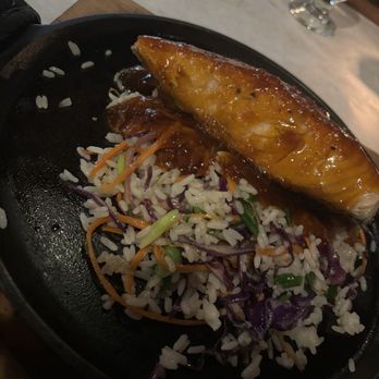 CAST IRON CHEF CHOP HOUSE & OYSTER BAR - Updated July 2024 - 748 Photos ...