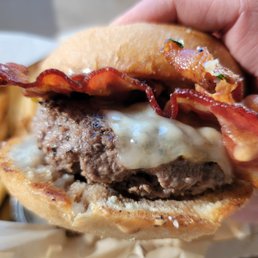 ALLEN BURGER VENTURE - Updated July 2025 - 751 Photos & 767 Reviews ...