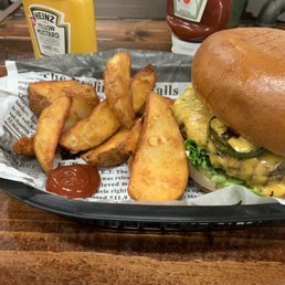 THE SALTY PICKLE - Updated August 2025 - 127 Photos & 108 Reviews - 276 ...