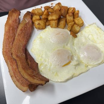 SMACKIN J’S DELI & GRILL - Updated October 2025 - 95 Photos & 76 ...