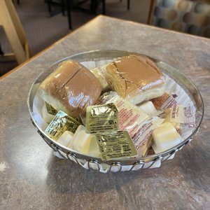 UNCLE JOHN’S - Updated December 2024 - 50 Photos & 64 Reviews - 1053 ...