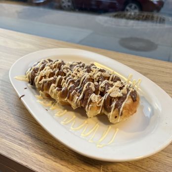 HOLY CHOCO - Updated July 2024 - 68 Photos & 11 Reviews - 35 St Joseph ...