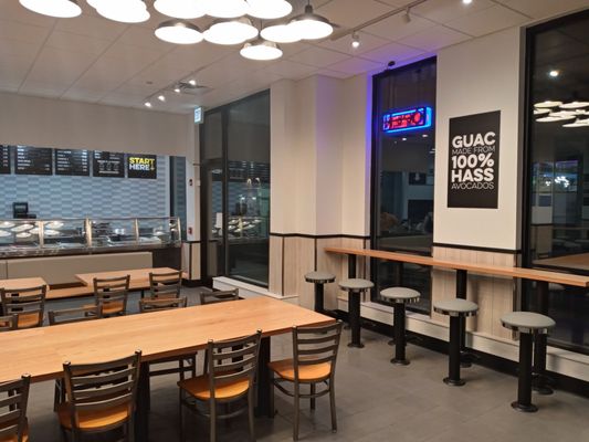 DOS BROS - Updated December 2025 - 12 Photos - 800 N Milwaukee Ave ...