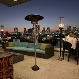 PIER TEAKI - Updated July 2025 - 599 Photos & 279 Reviews - 800 2nd Ave ...