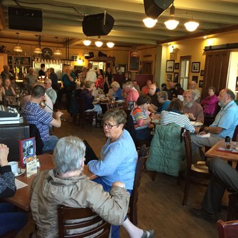 RED SHOE PUB - Updated October 2025 - 30 Photos & 55 Reviews - 11573 ...