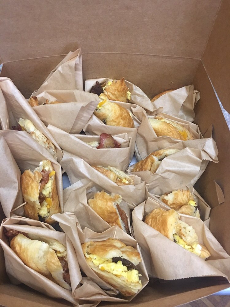 THE BUTLER HOUSE BISTRO - Updated July 2025 - 25 Photos - 206 Butler St ...