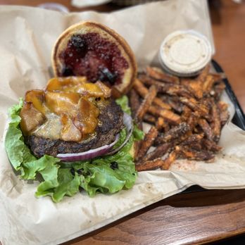 TWO GUYS GRILLE - 213 Photos & 257 Reviews - 4149 Davis Dr, Morrisville ...