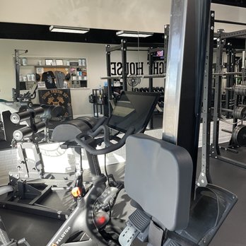 THE WEIGHT HOUSE - Updated January 2026 - 27 Photos & 10 Reviews - 3900 ...