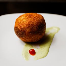 SWEET COLADA - Updated July 2025 - 24 Photos - 1113 Logan St ...