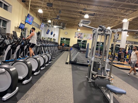 24 HOUR FITNESS - SPRINGFIELD - 25 Photos & 14 Reviews - 75 US Highway ...