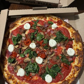 MILLY’S PIZZA IN THE PAN - Updated December 2025 - 27 Photos & 29 ...