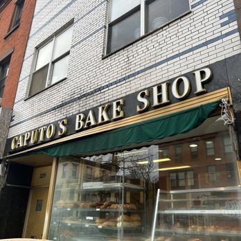 CAPUTO’S BAKE SHOP - Updated December 2025 - 122 Photos & 167 Reviews ...