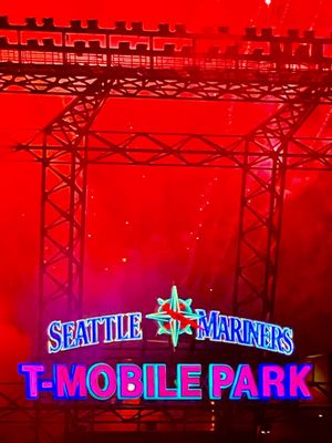 HIT IT HERE CAFE AND BAR - Updated January 2026 - 137 Photos & 86 ...