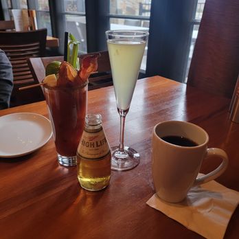 REDSTONE AMERICAN GRILL - 227 Photos & 255 Reviews - 12109 S Main St ...