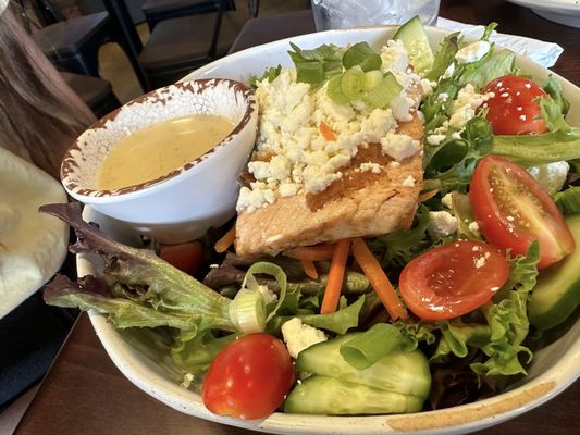 THE DISTRICT KITCHEN AND SALOON - Updated November 2024 - 12 Photos & 20 Reviews - 367 E Bennett ...