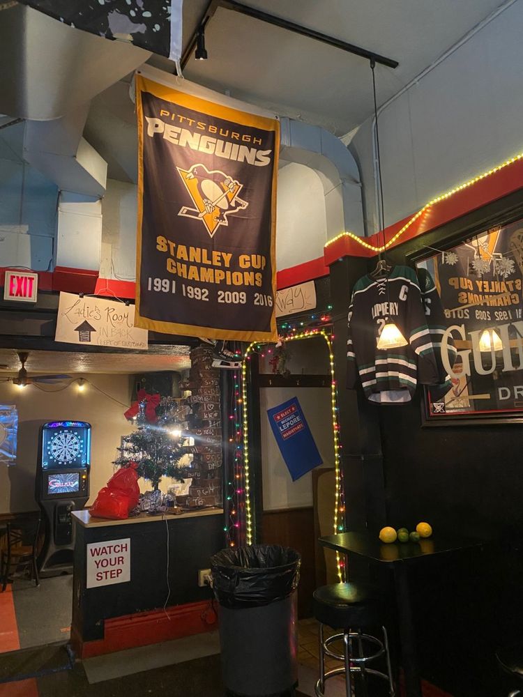 SHALE’S CAFE - Updated December 2025 - 26 Photos & 31 Reviews - 1208 ...