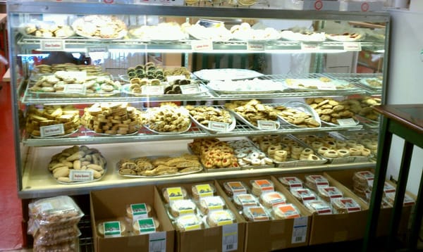 CLAROS ITALIAN MARKET - Updated August 2024 - 377 Photos & 424 Reviews ...