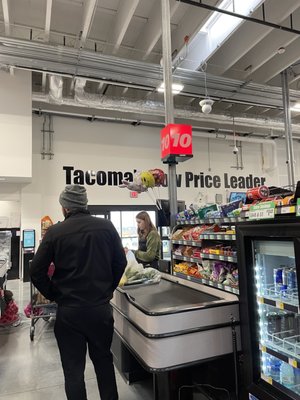 WINCO FOODS - Updated June 2025 - 13 Reviews - 6201 6th Ave, Tacoma ...