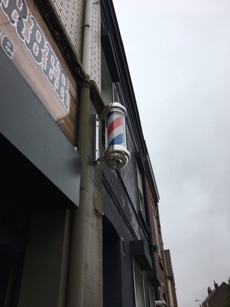 O’TIMELESS BARBER - 33 rue Emile Zola, Hallennes-lez-Haubourdin, Nord ...