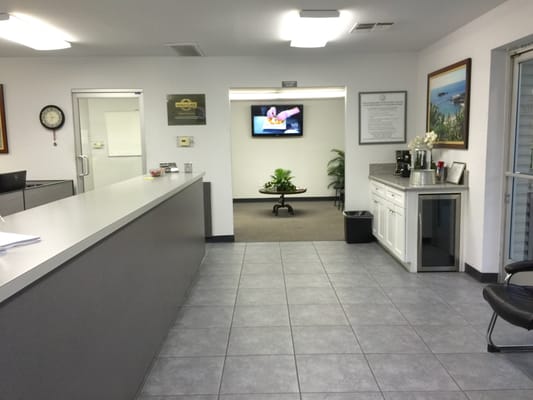 CRASH CHAMPIONS COLLISION REPAIR COVINA - Updated January 2026 - 98 ...