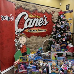 RAISING CANE’S CHICKEN FINGERS - Updated December 2025 - 432 Photos ...