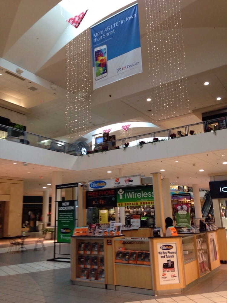 CROSSROADS CENTER - Updated December 2025 - 2060 Crossroads Blvd ...