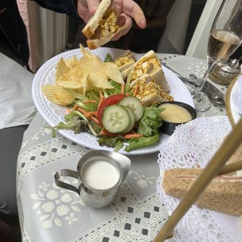 BRAMBLES ENGLISH TEA ROOM - Updated July 2025 - 130 Photos & 76 Reviews ...