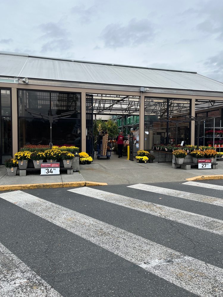 LOWE’S HOME IMPROVEMENT - Updated June 2025 - 29 Photos & 84 Reviews ...