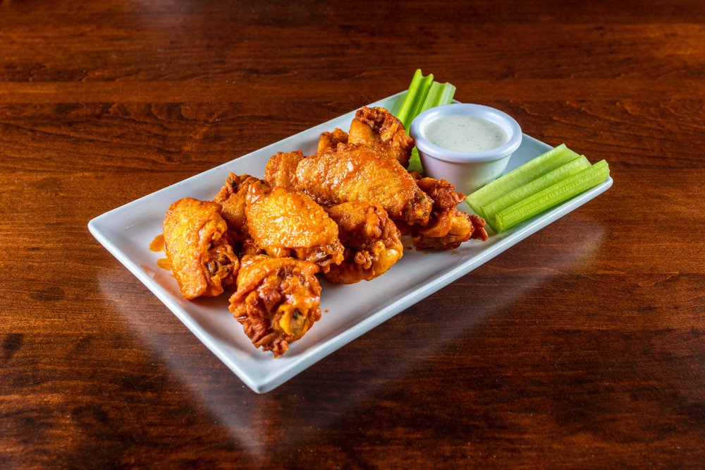 UNCLE BUCK’S FISHBOWL & GRILL - 131 Photos & 58 Reviews - 1000 Bass Pro ...