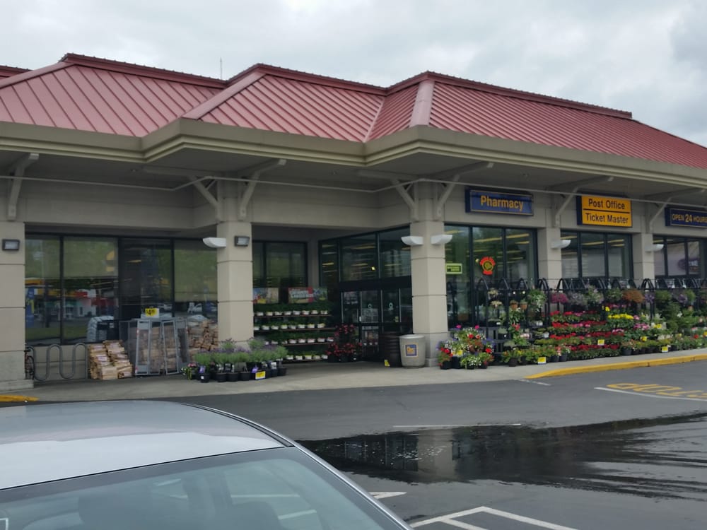 QFC - Updated November 2025 - 66 Photos & 112 Reviews - 9999 Holman Rd ...