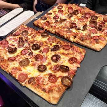 ALBATROSS - Updated January 2026 - 131 Photos & 56 Reviews - 991 US Rte ...