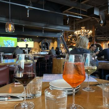 JOEY EAU CLAIRE - Updated October 2025 - 251 Photos & 165 Reviews - 208 ...