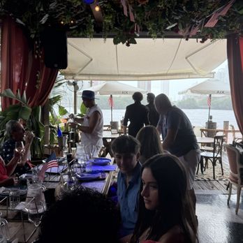 LIQUE MIAMI - Updated December 2025 - 552 Photos & 465 Reviews - 3957 ...