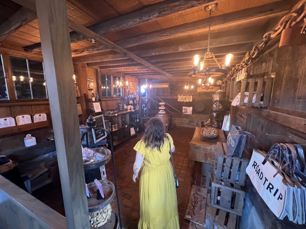 SANDY RIDGE VINEYARD AND MERCANTILE - Updated December 2025 - 19 Photos ...