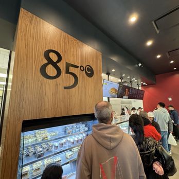 85°C BAKERY CAFE-FLUSHING - Updated March 2025 - 241 Photos & 44 ...