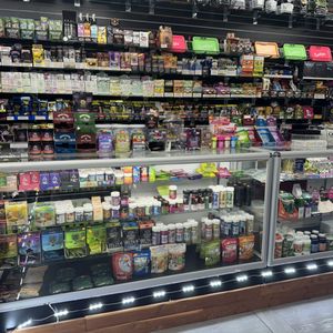 101 DISTRIBUTORS - Updated May 2025 - 3305 Capital Circle NE ...