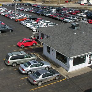 BOCKER AUTO GROUP - Updated December 2025 - 18 Reviews - 801 E South St ...