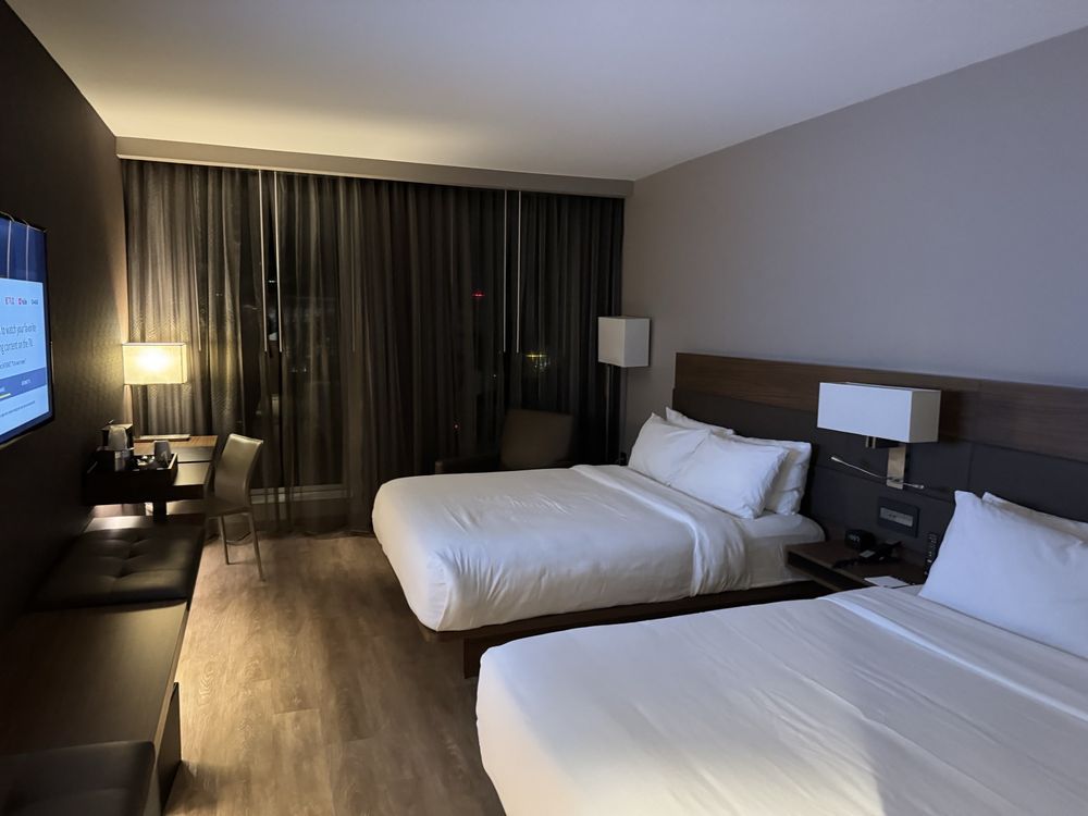 AC HOTEL BY MARRIOTT MADISON DOWNTOWN - Updated July 2025 - 132 Photos ...