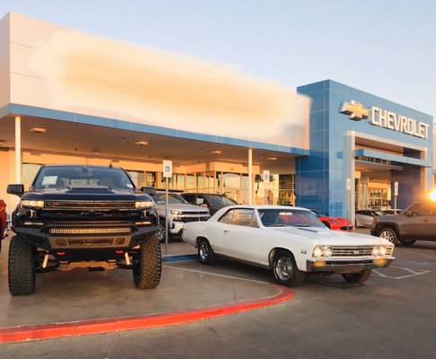 FINDLAY CHEVROLET - 221 Photos & 783 Reviews - 6800 S. Torrey Pines ...