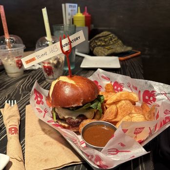 BURGATORY - CRANBERRY - Updated January 2026 - 188 Photos & 238 Reviews ...
